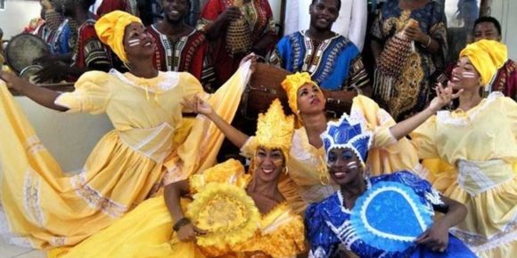 Bailes afrocubanos | Tambores y orishas al escenario