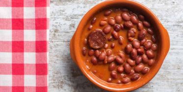 Cómo hacer frijoles colorados cubanos | El sabor de la tradición